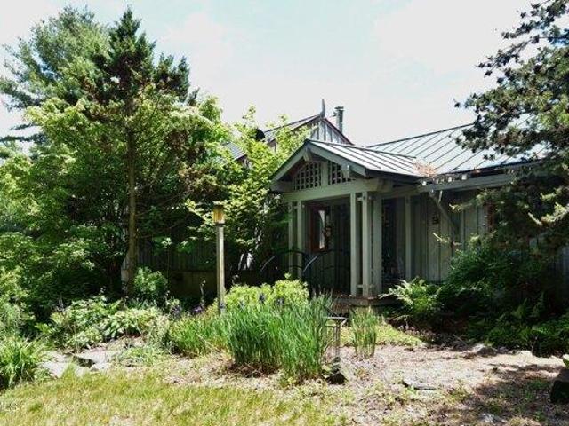3 bedroom, Becket MA 01223 104717395