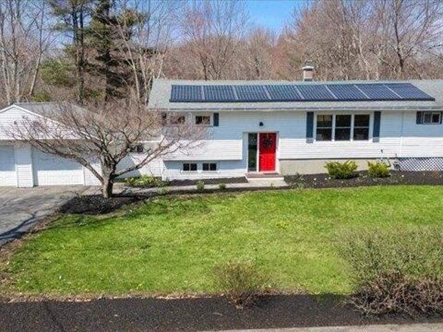 3 bedroom, Bedford MA 01730 102446522