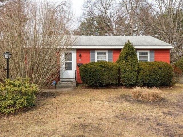 3 bedroom, Bedford MA 01730 LS102410371