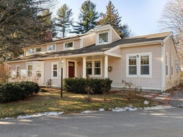 3 bedroom, Bedford MA 01730 LS102668613