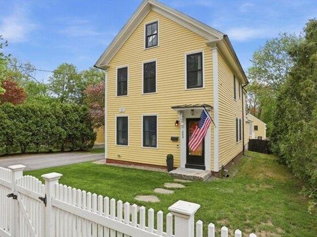 3 bedroom, Bedford MA 01730 LS102775317