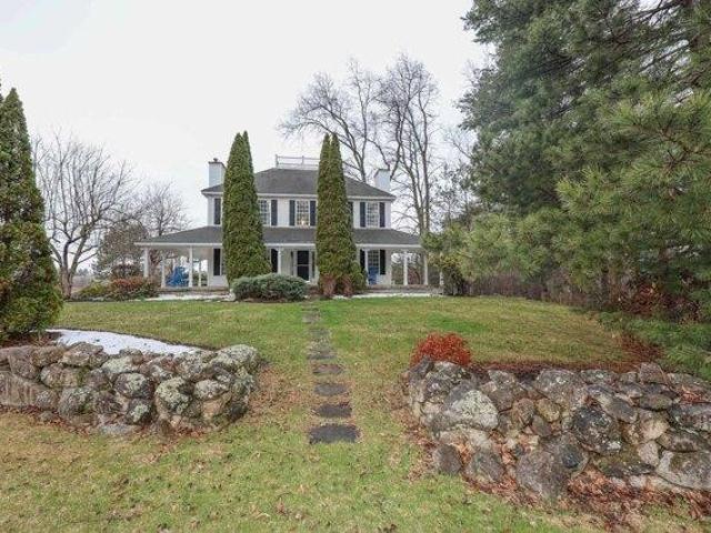 3 bedroom, Bedford NH 03110 103037643