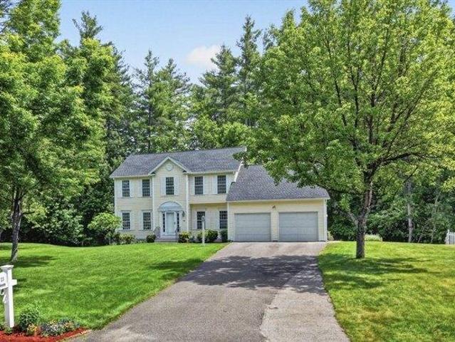 3 bedroom, Bedford NH 03110 103159490