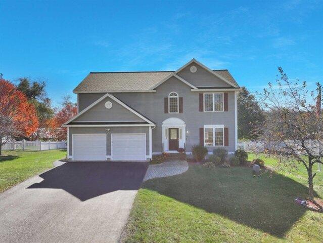 3 bedroom, Bedford NH 03110 104331872