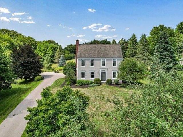 3 bedroom, Bedford NH 03110 105160958