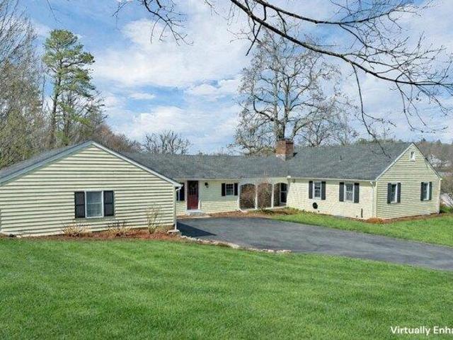 3 bedroom, Bedford NH 03110 LS102447044