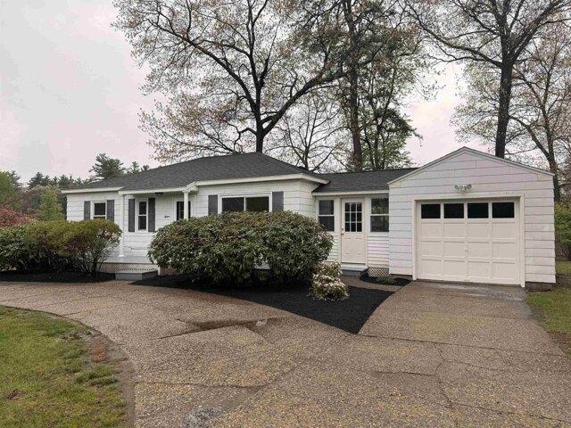 3 bedroom, Bedford NH 03110 LS102823579