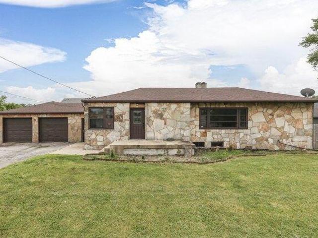 3 bedroom, Beech Grove IN 46107 92889340