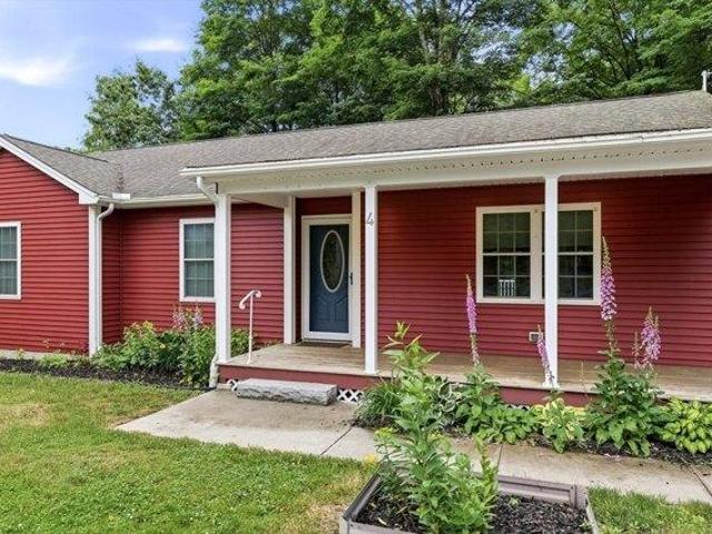3 bedroom, Belchertown MA 01007 104607185
