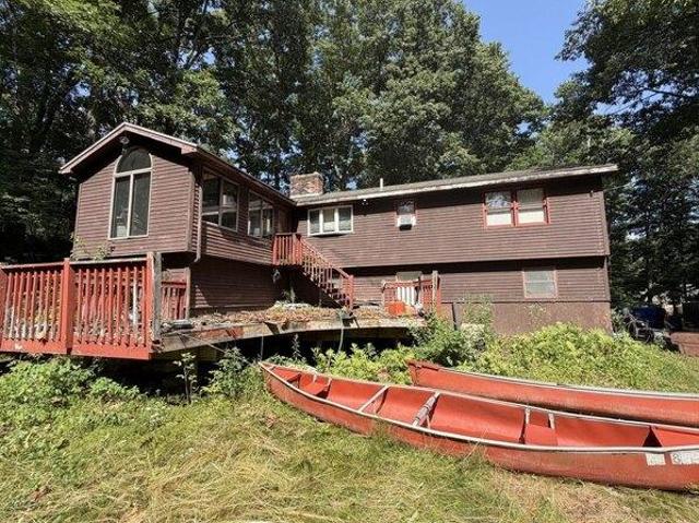 3 bedroom, Belchertown MA 01007 105013638