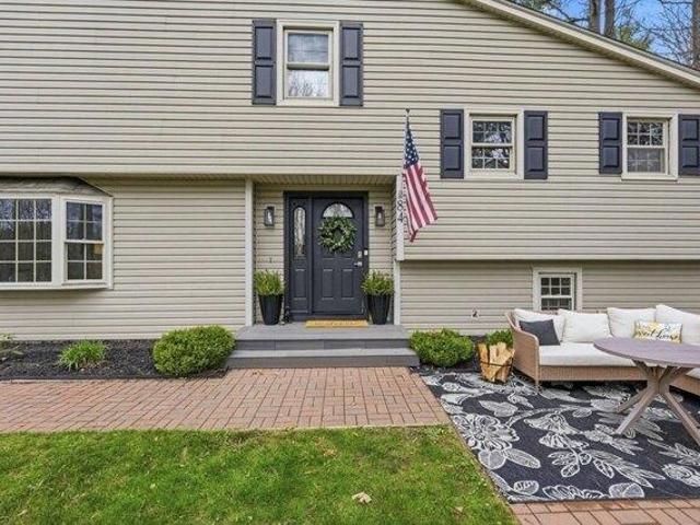 3 bedroom, Belchertown MA 01007 102342509