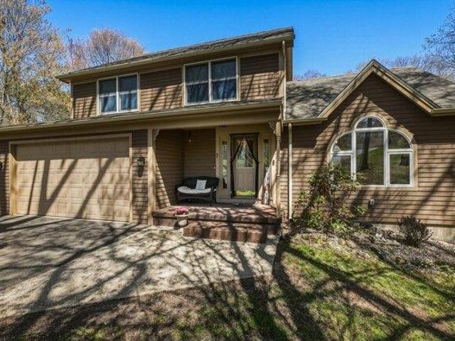 3 bedroom, Belchertown MA 01007 102370286