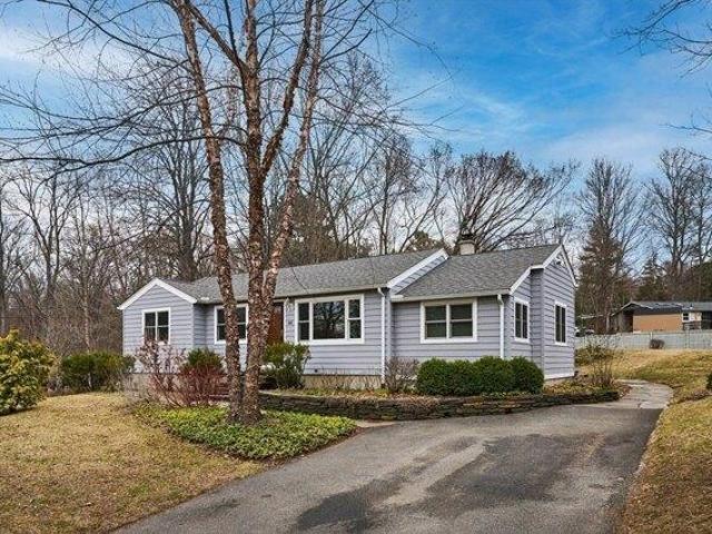 3 bedroom, Belchertown MA 01007 103500076