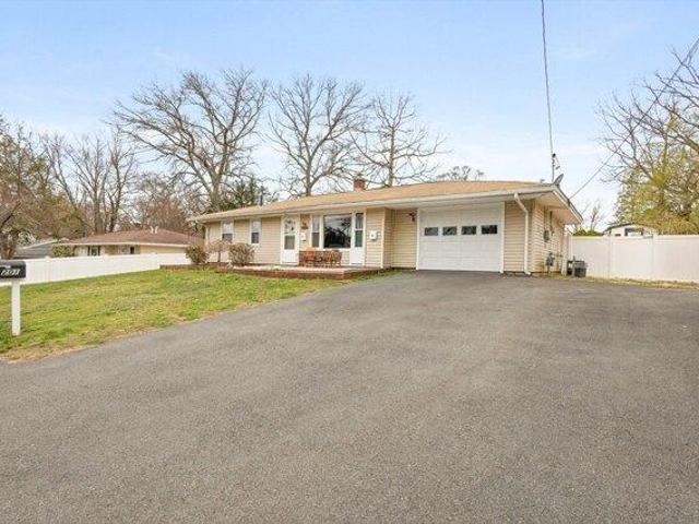 3 bedroom, Bellingham MA 02019 102283219