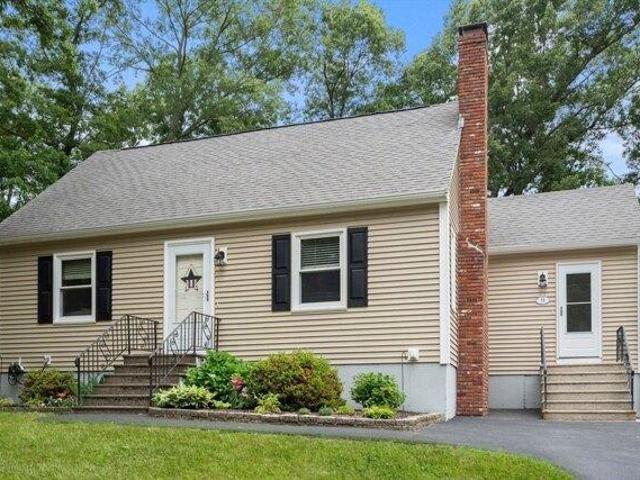 3 bedroom, Bellingham MA 02019 104691539