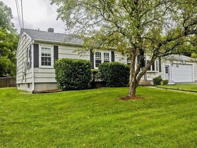 3 bedroom, Bellingham MA 02019 105123082