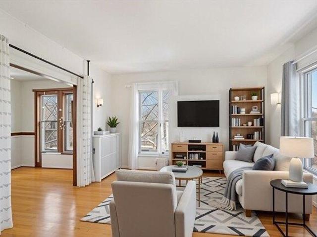 3 bedroom, Belmont MA 02478 103190100