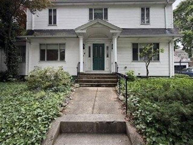 3 bedroom, Belmont MA 02478 105059337