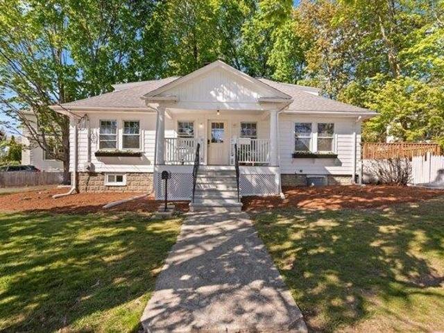 3 bedroom, Belmont MA 02478 LS103074897