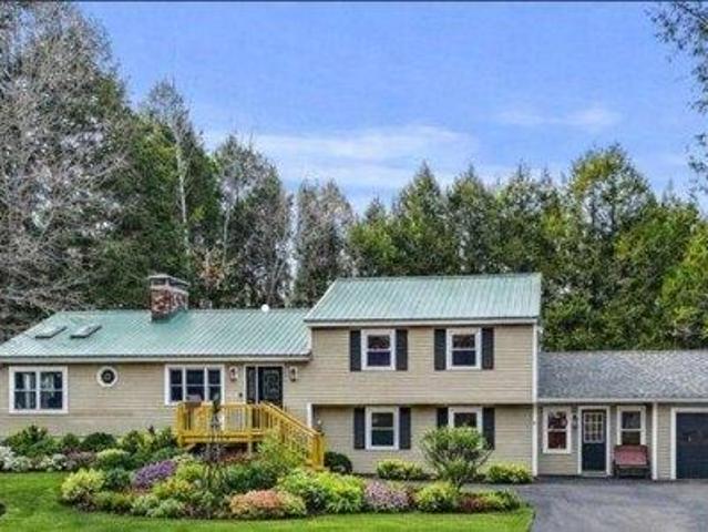 3 bedroom, Belmont NH 03220 102211728
