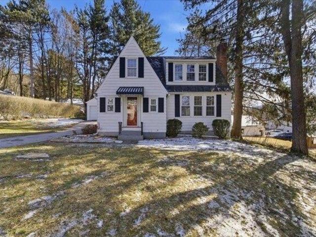 3 bedroom, Bennington VT 05201 102256919