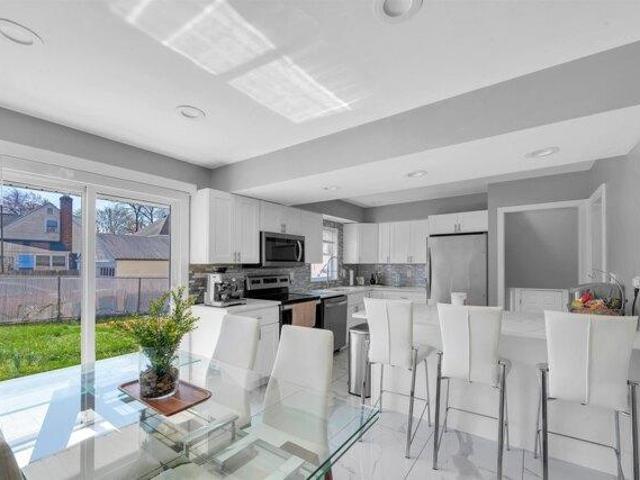 3 bedroom, Bergenfield NJ 07621 LS102255928