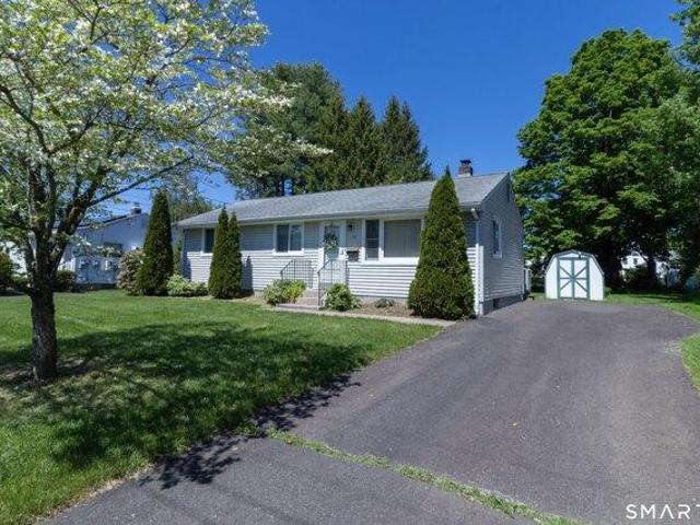 3 bedroom, Berlin CT 06037 LS102444919