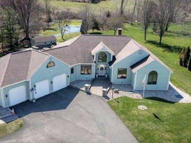 3 bedroom, Berlin CT 06037 LS102479318