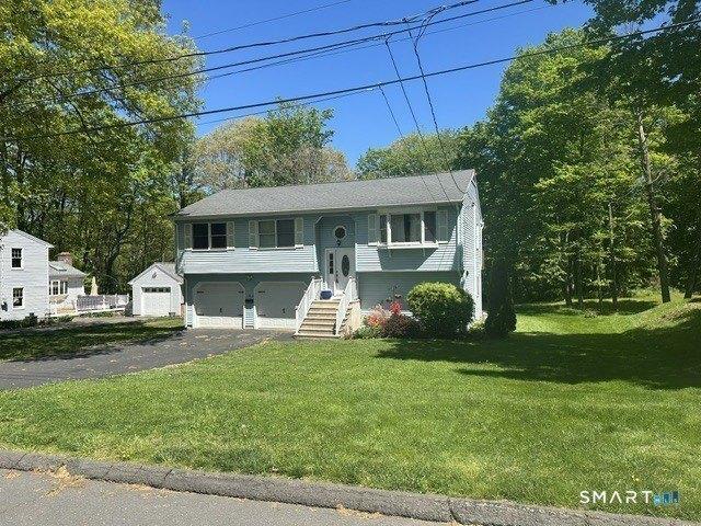 3 bedroom, Berlin CT 06037 LS102479877