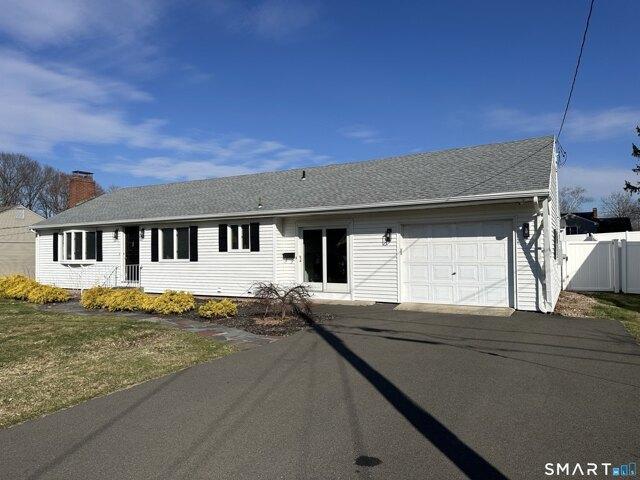 3 bedroom, Berlin CT 06037 102565727