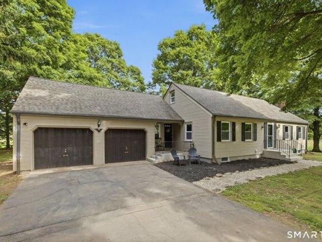 3 bedroom, Berlin CT 06037 103073316