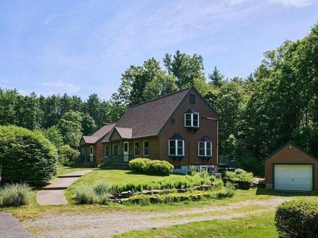 3 bedroom, Bernardston MA 01337 104410390