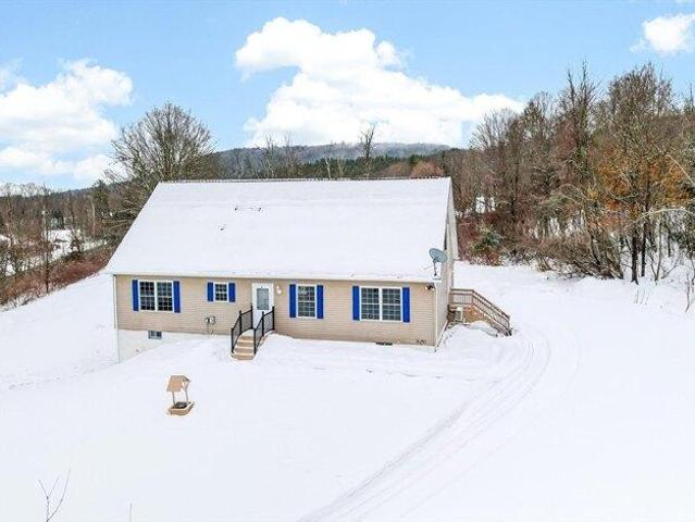 3 bedroom, Bernardston MA 01337 LS102373195