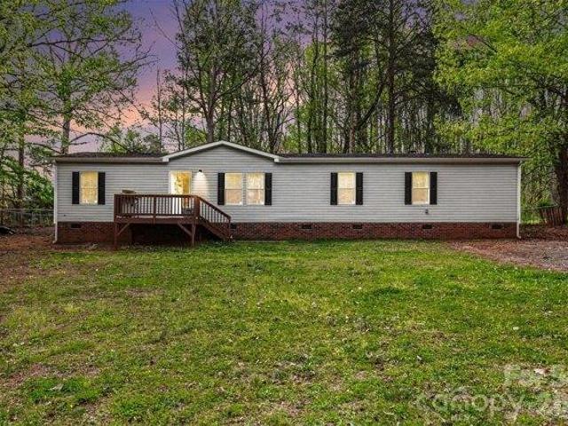 3 bedroom, Bessemer City NC 28016 103603811