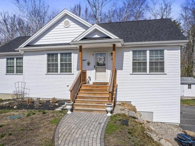 3 bedroom, Biddeford ME 04005 102154139