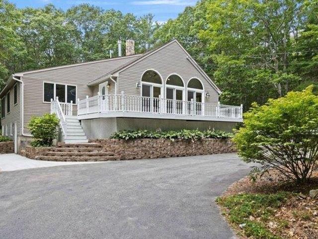 3 bedroom, Biddeford ME 04005 102827780