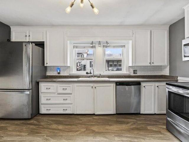 3 bedroom, Biddeford ME 04005 103073657