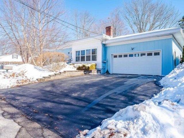 3 bedroom, Biddeford ME 04005 104153109