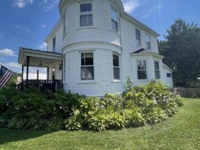 3 bedroom, Bingham ME 04920 104898909
