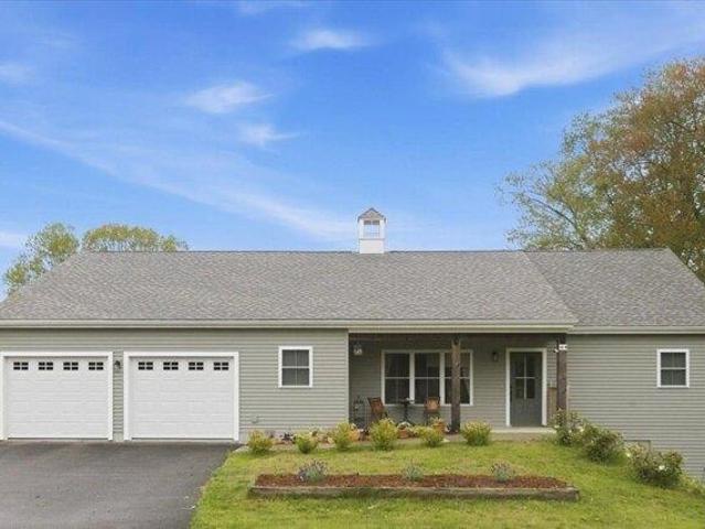 3 bedroom, Blackstone MA 01504 103036182