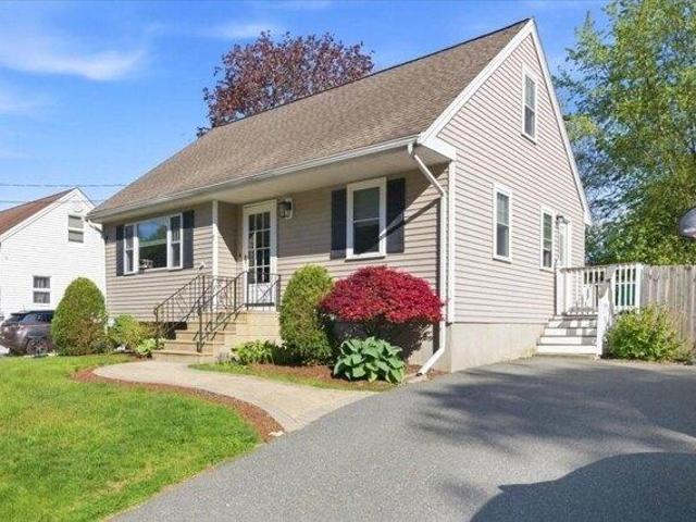 3 bedroom, Blackstone MA 01504 LS102596002