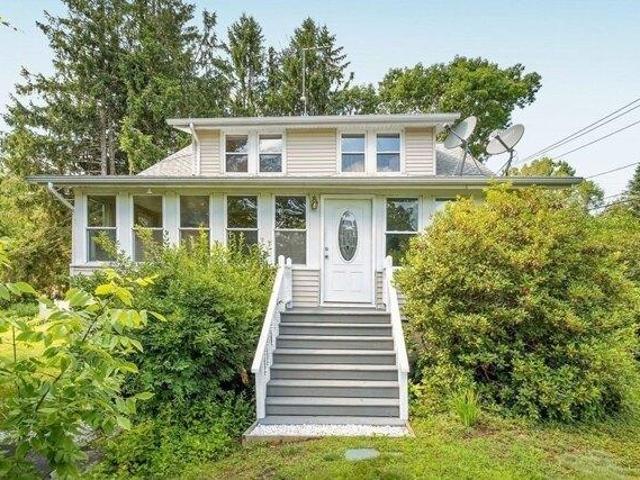 3 bedroom, Blandford MA 01008 105108694