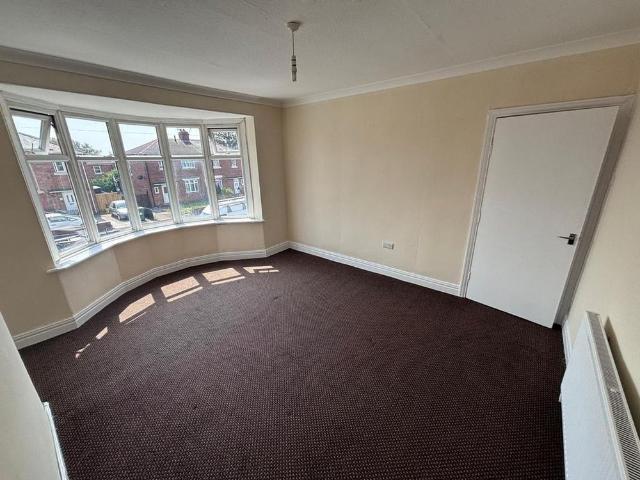 3 bedroom block of apartments to rent
