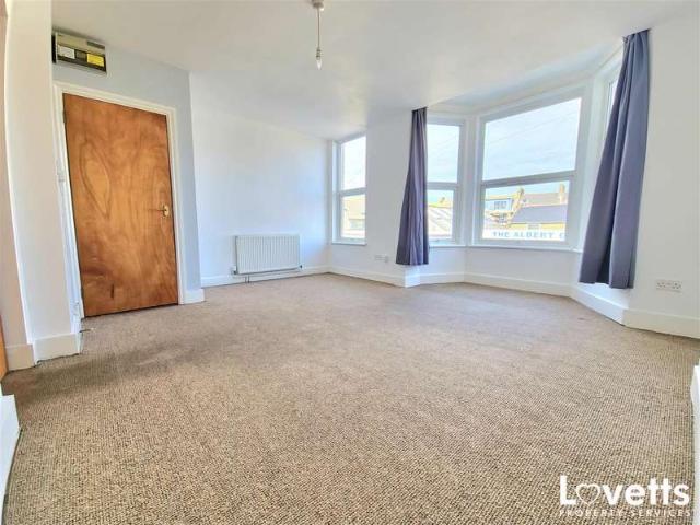 3 Bedroom Block Of Apartments Flat