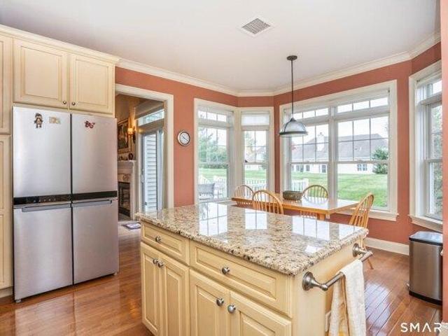 3 bedroom, Bloomfield CT 06002 102728322
