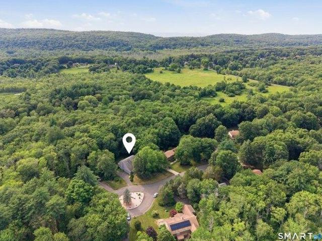 3 bedroom, Bloomfield CT 06002 105105289