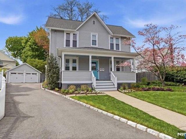 3 bedroom, Bloomfield NJ 07003 102029050