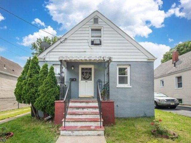 3 bedroom, Bloomfield NJ 07003 104540253