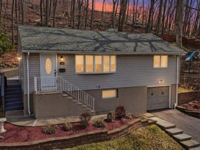 3 bedroom, Bloomingdale NJ 07403 102281068