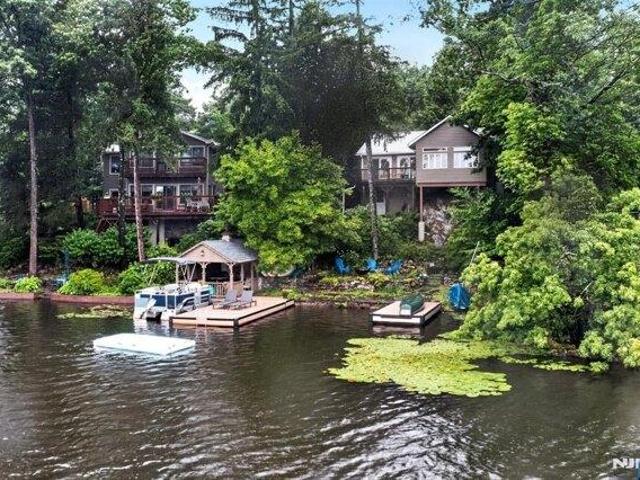 3 bedroom, Bloomingdale NJ 07403 104833535